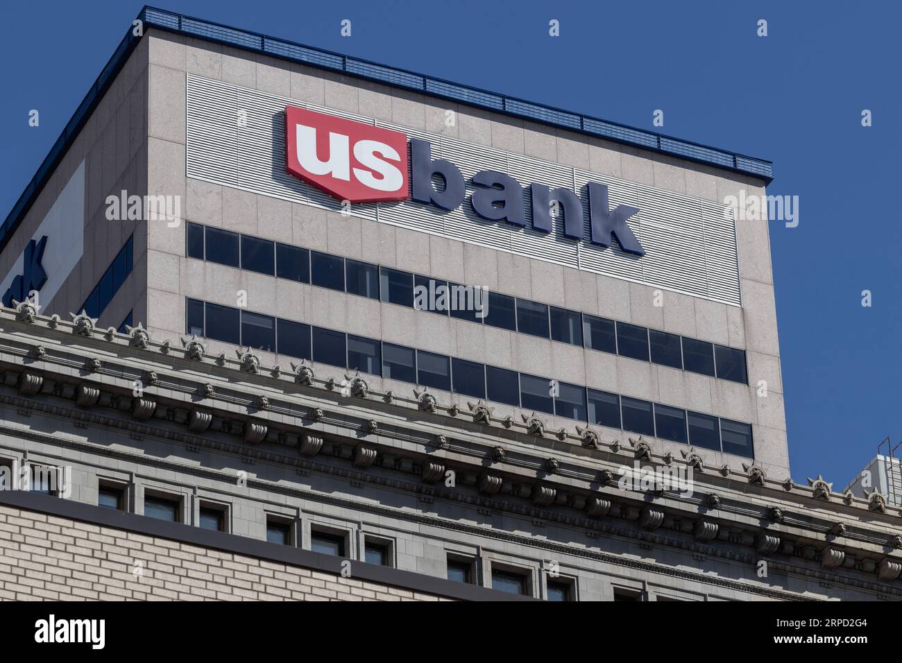 Cincinnati - September 1, 2023: U.S. Bank and Loan building and tower ...