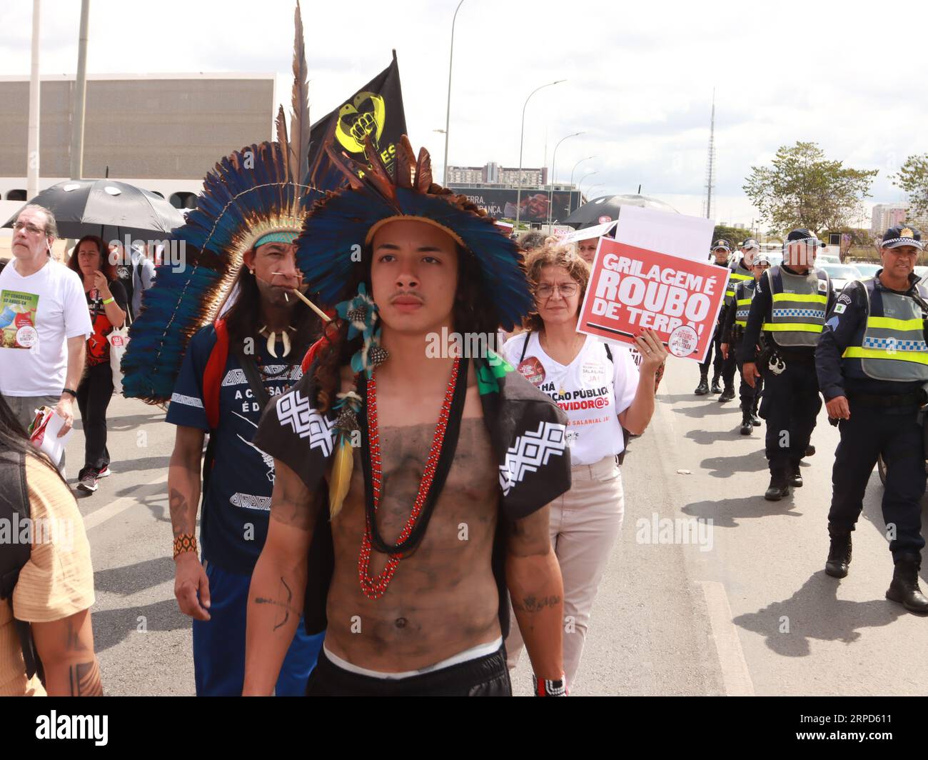 The indigenous Indian people from different parts of Brazil protesting ... The indigenous Indian people from different parts of Brazil protesting ...