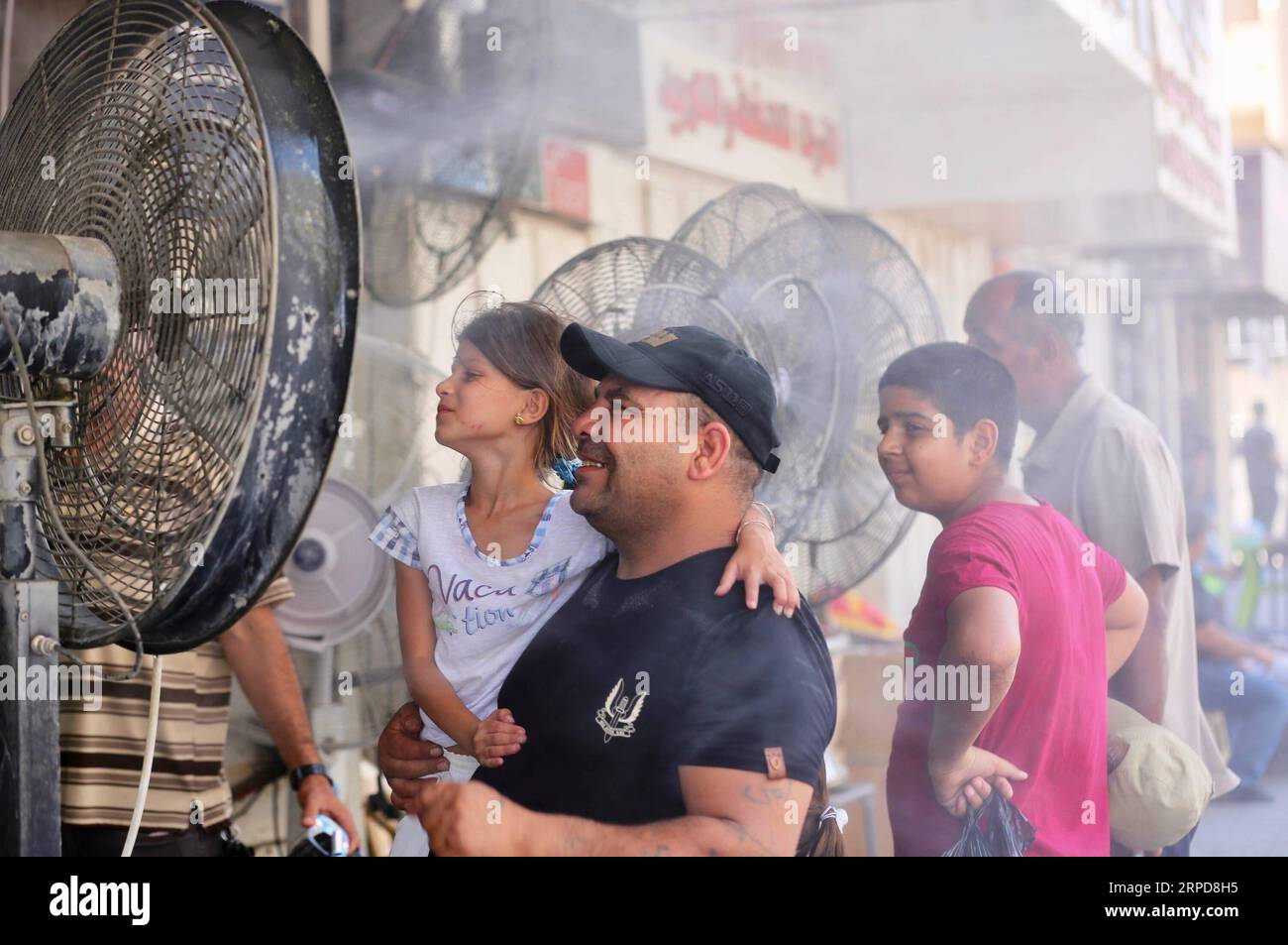 Iraq heatwave hi-res stock photography and images - Alamy