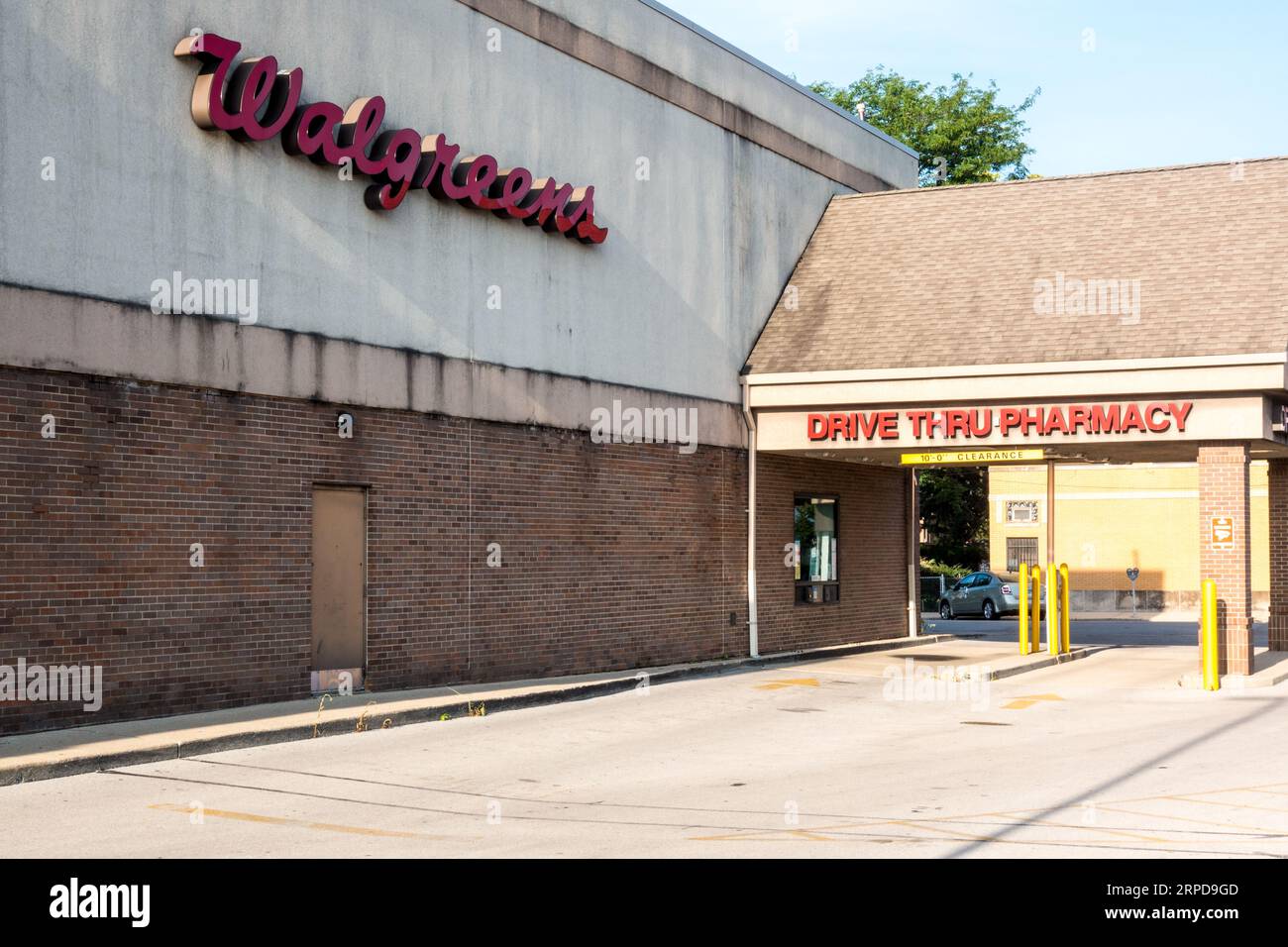 Walgreen logo hi-res stock photography and images - Alamy