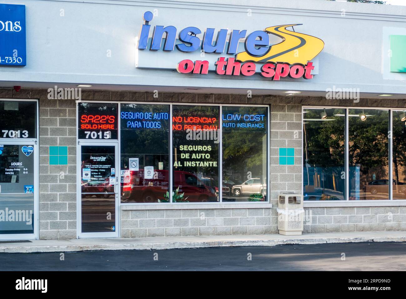 Insure on the spot motor insurance agent office in Berwyn, Chicago, USA ...
