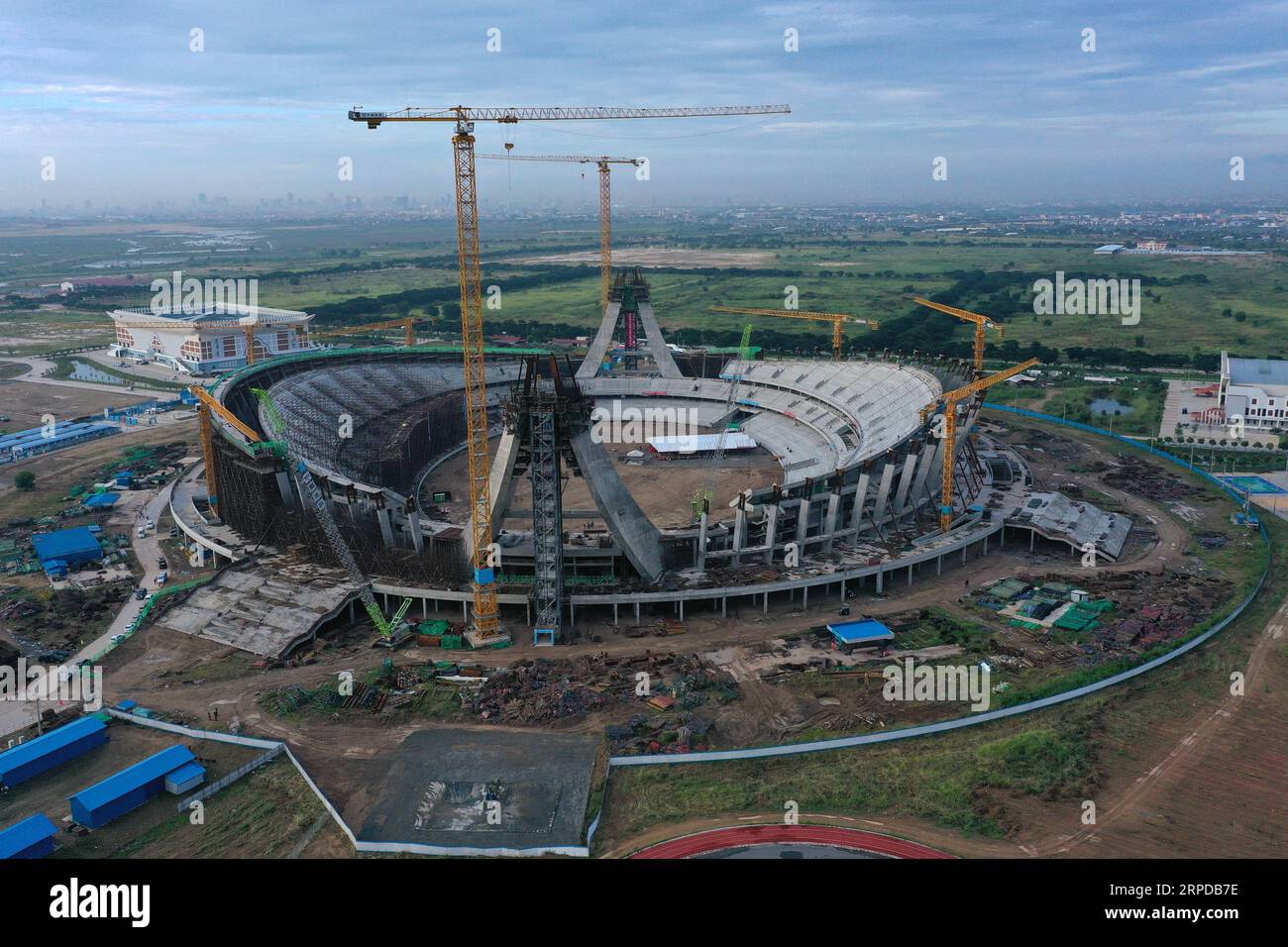 (190729) -- PHNOM PENH, July 29, 2019 (Xinhua) -- Aerial photo taken on ...