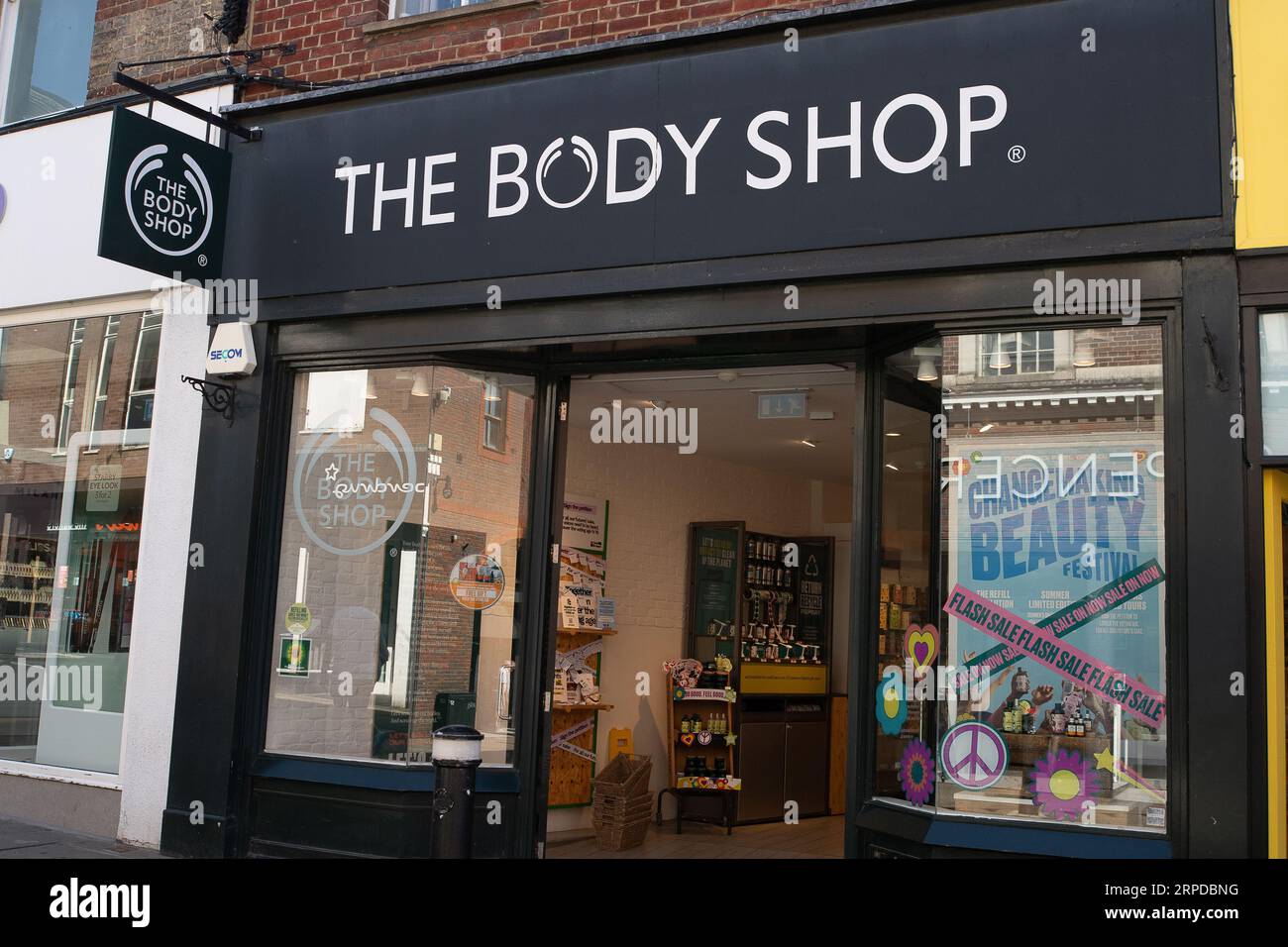 Non gender specific range hi-res stock photography and images - Alamy