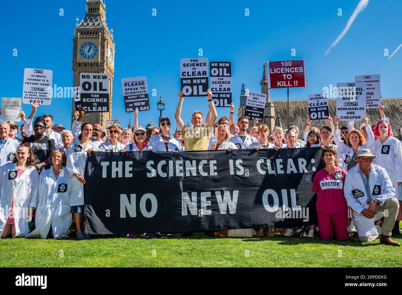 London, UK. 4th Sep, 2023. The science is clear, no new oil - Rally to ...