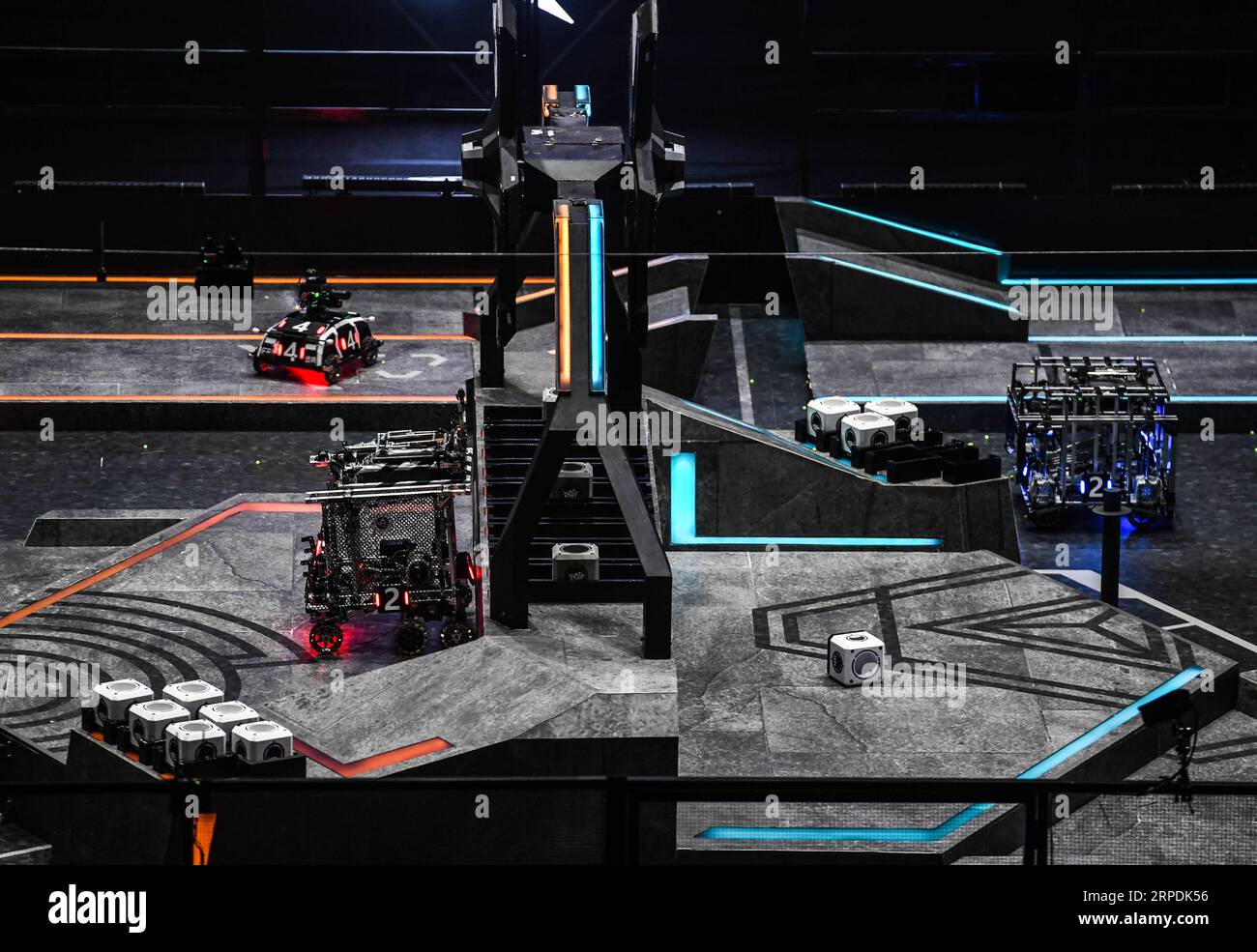 Robomaster hi-res stock photography and images - Alamy