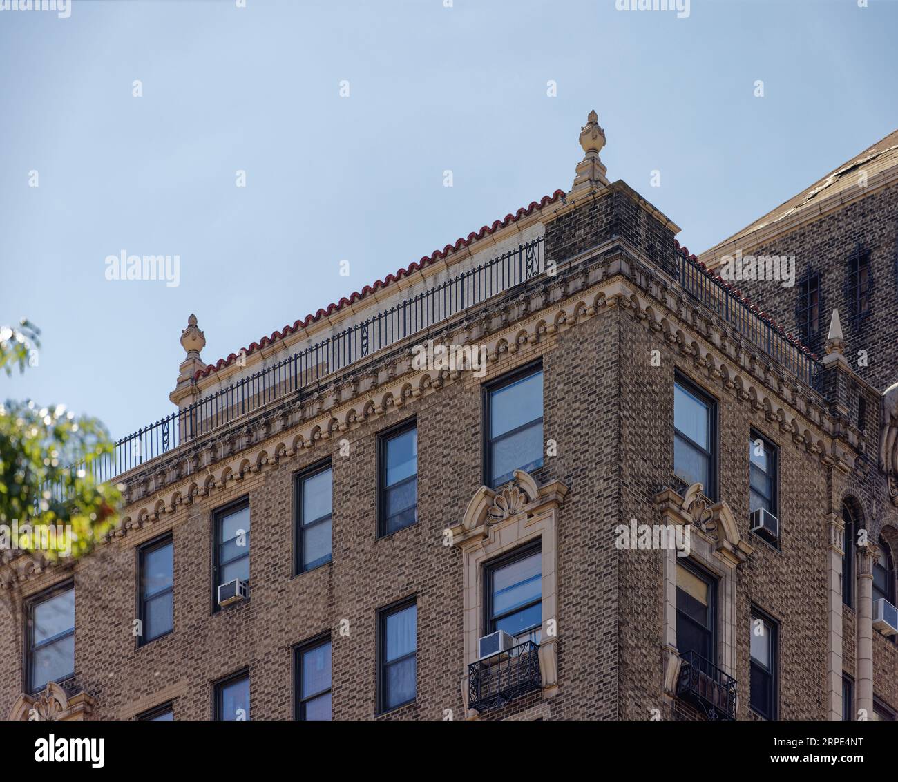 Upper West Side: Emery Roth designed – and lived in – Walter Arms, a ...