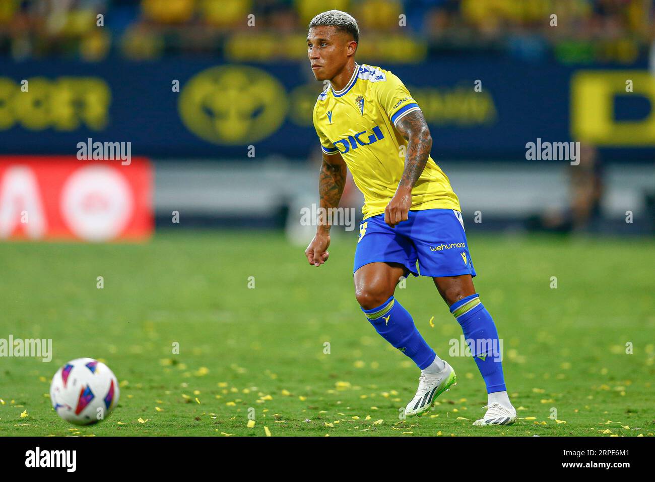 Darwin Machis of Cadiz during the La Liga match between Cadiz CF and ...