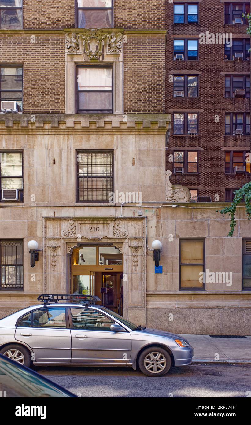 Upper West Side: Emery Roth designed – and lived in – Walter Arms, a ...