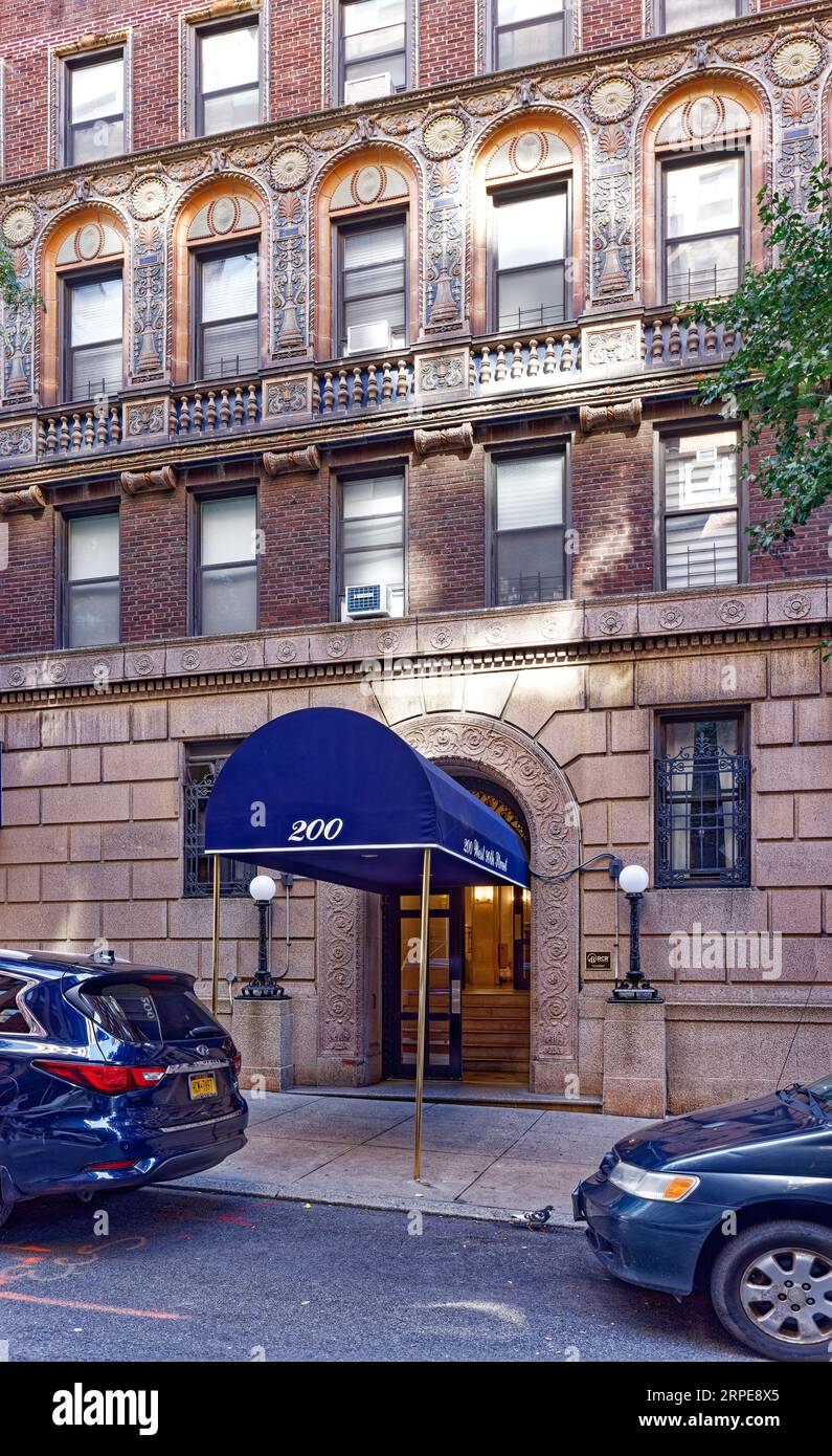 Upper West Side: Emery Roth designed Edna Court, paired with Chester ...