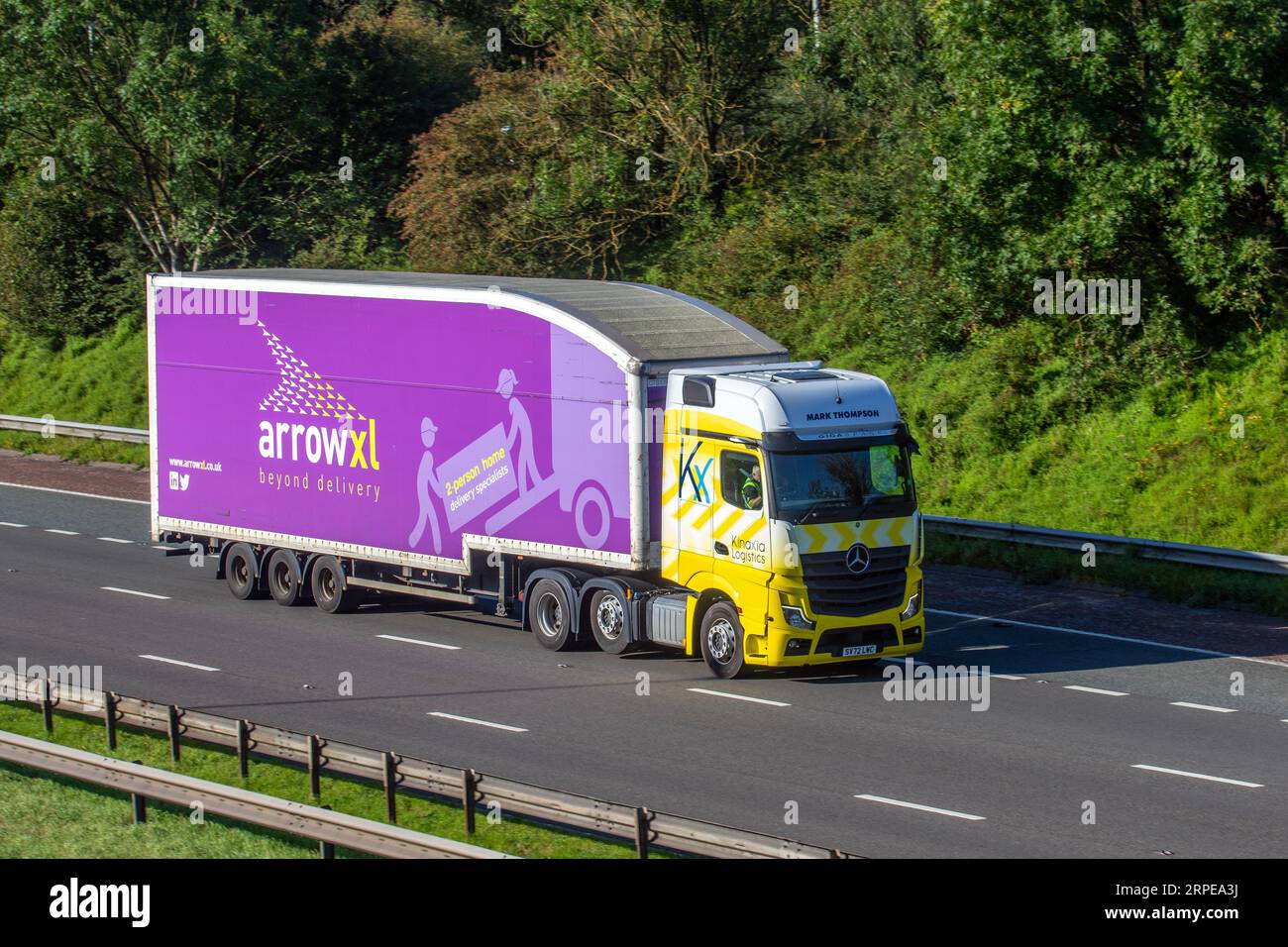 Domestic linehaul hi-res stock photography and images - Alamy