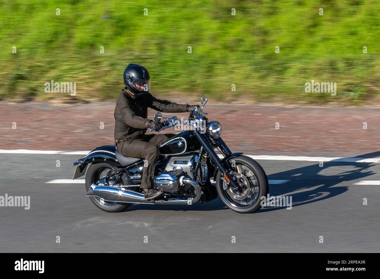 BMW 1802cc custom cruiser motorcycle, single-seat cruiser, 1802 cc Air ...