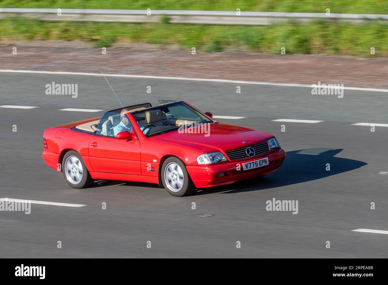 Mercedes benz sl class classic cars hi-res stock photography and images ...