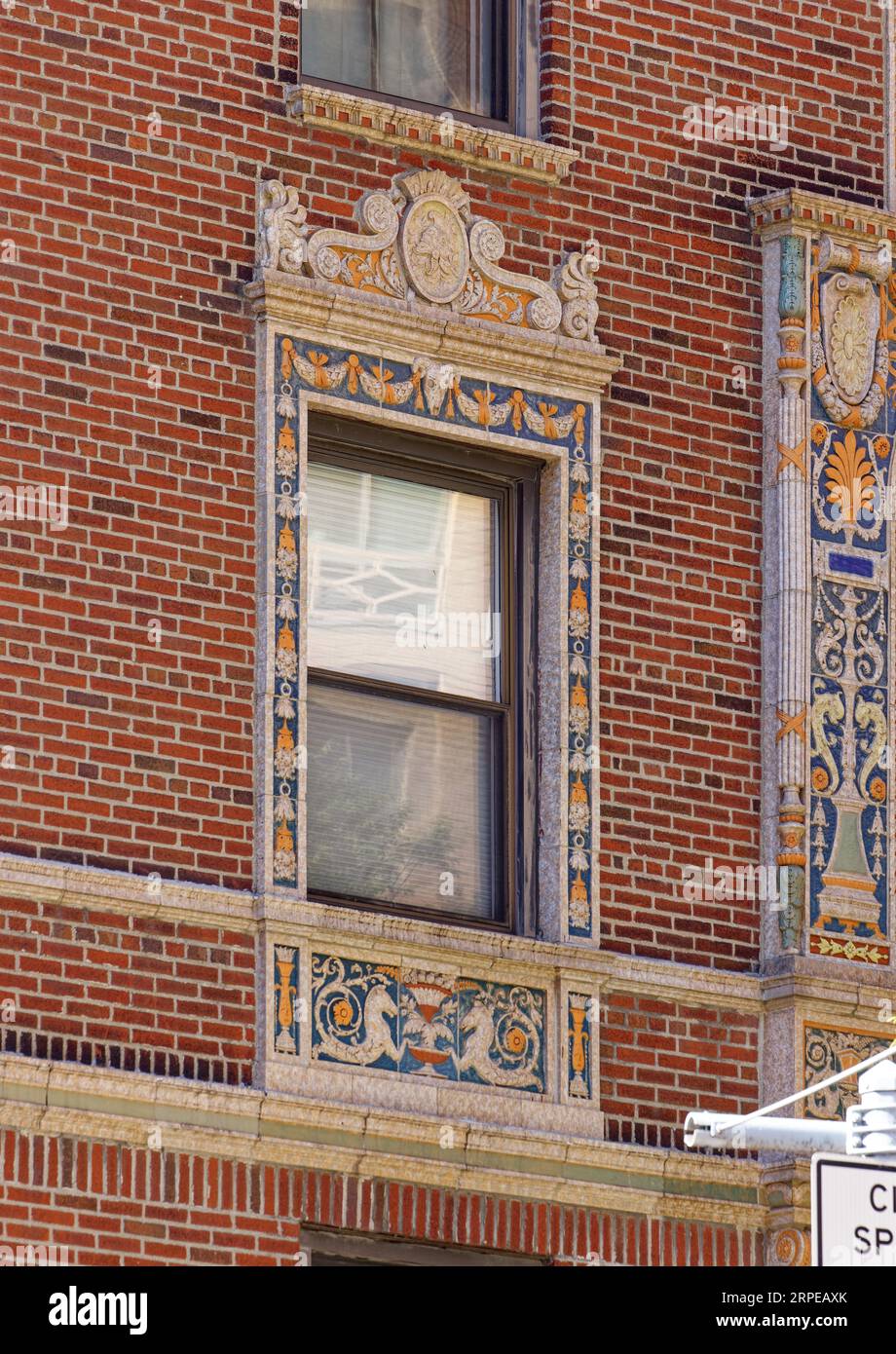 Upper West Side: Emery Roth designed Chester Court, paired with Edna ...