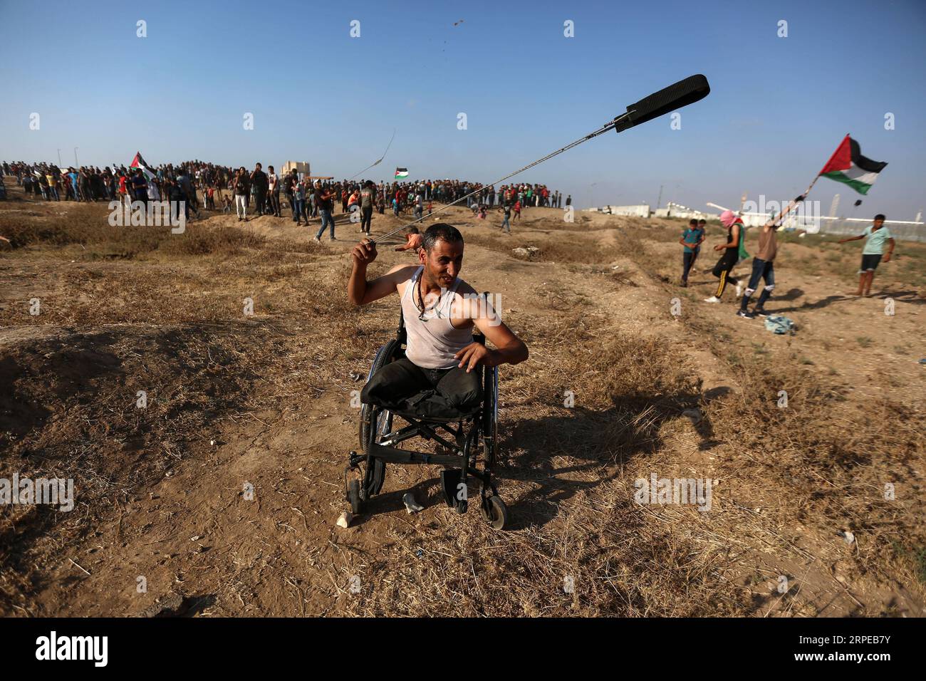 Palestinian disabled hi-res stock photography and images - Alamy