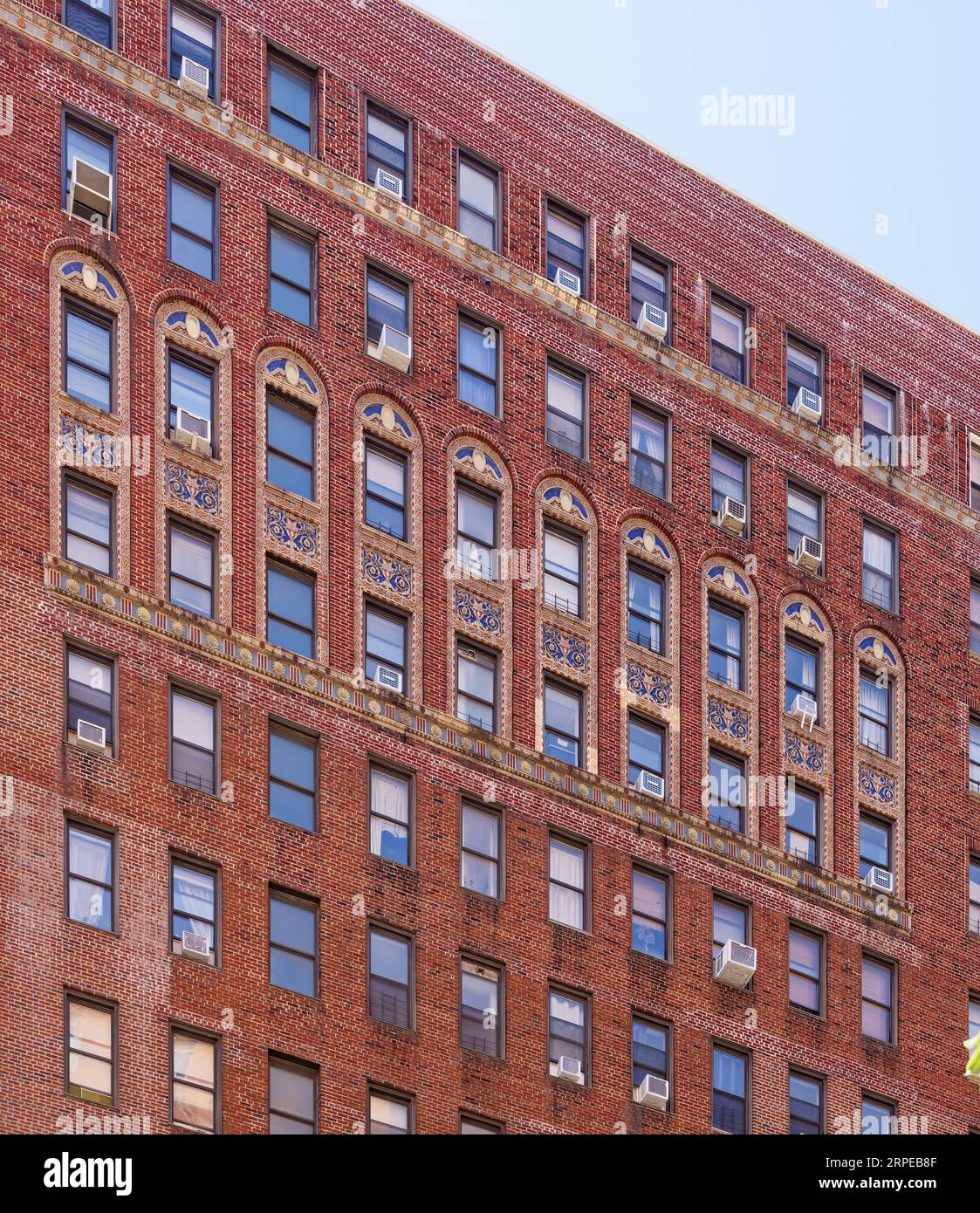 Upper West Side: Emery Roth designed Edna Court, paired with Chester ...