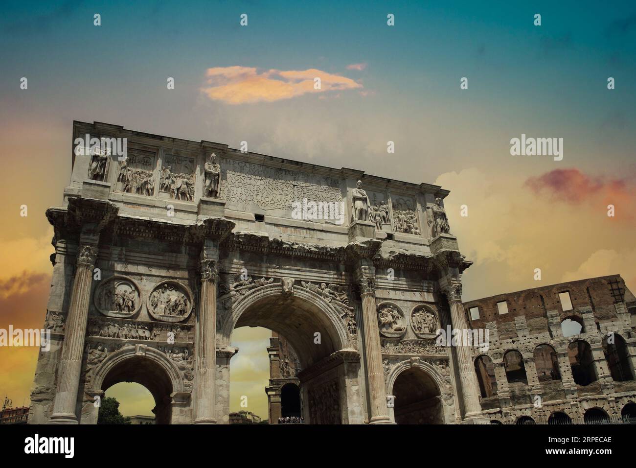 A triumphal arch built to honor Constantine's victory over Maxentius in ...