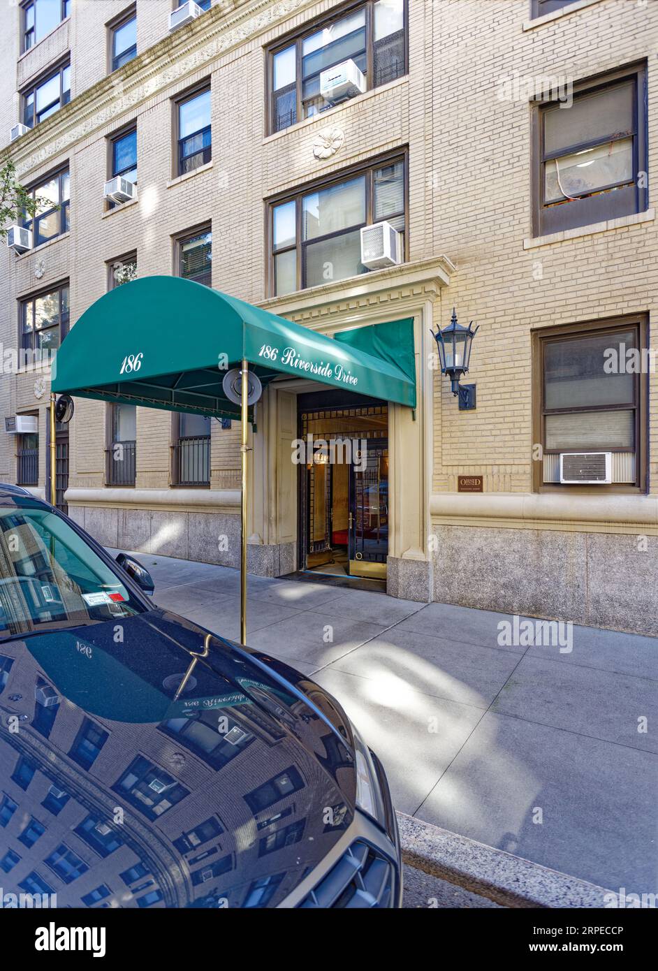 Upper West Side: Emery Roth designed 186 Riverside Drive in neo ...
