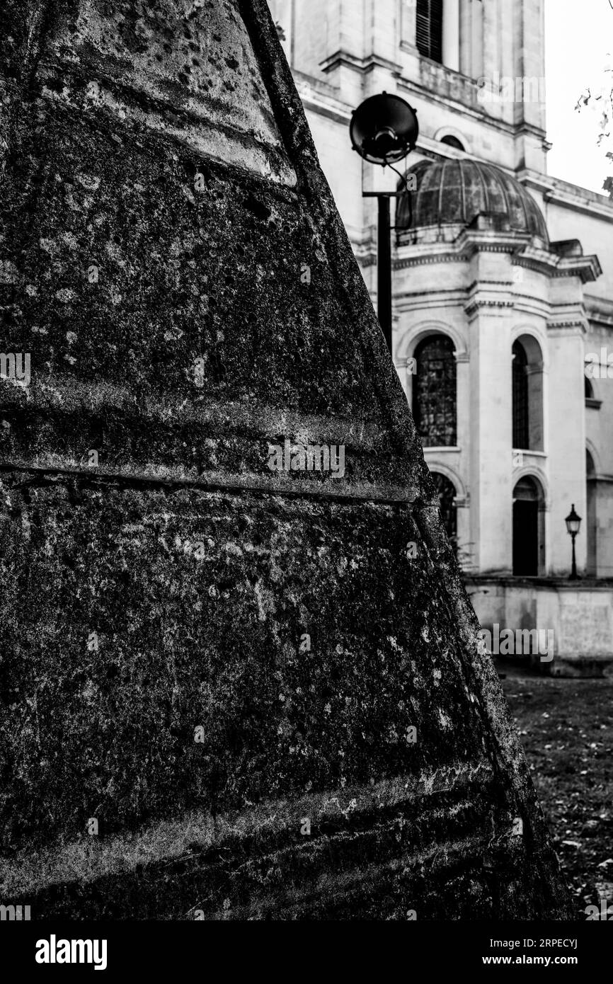 Limehouse church hawksmoor Black and White Stock Photos & Images - Alamy