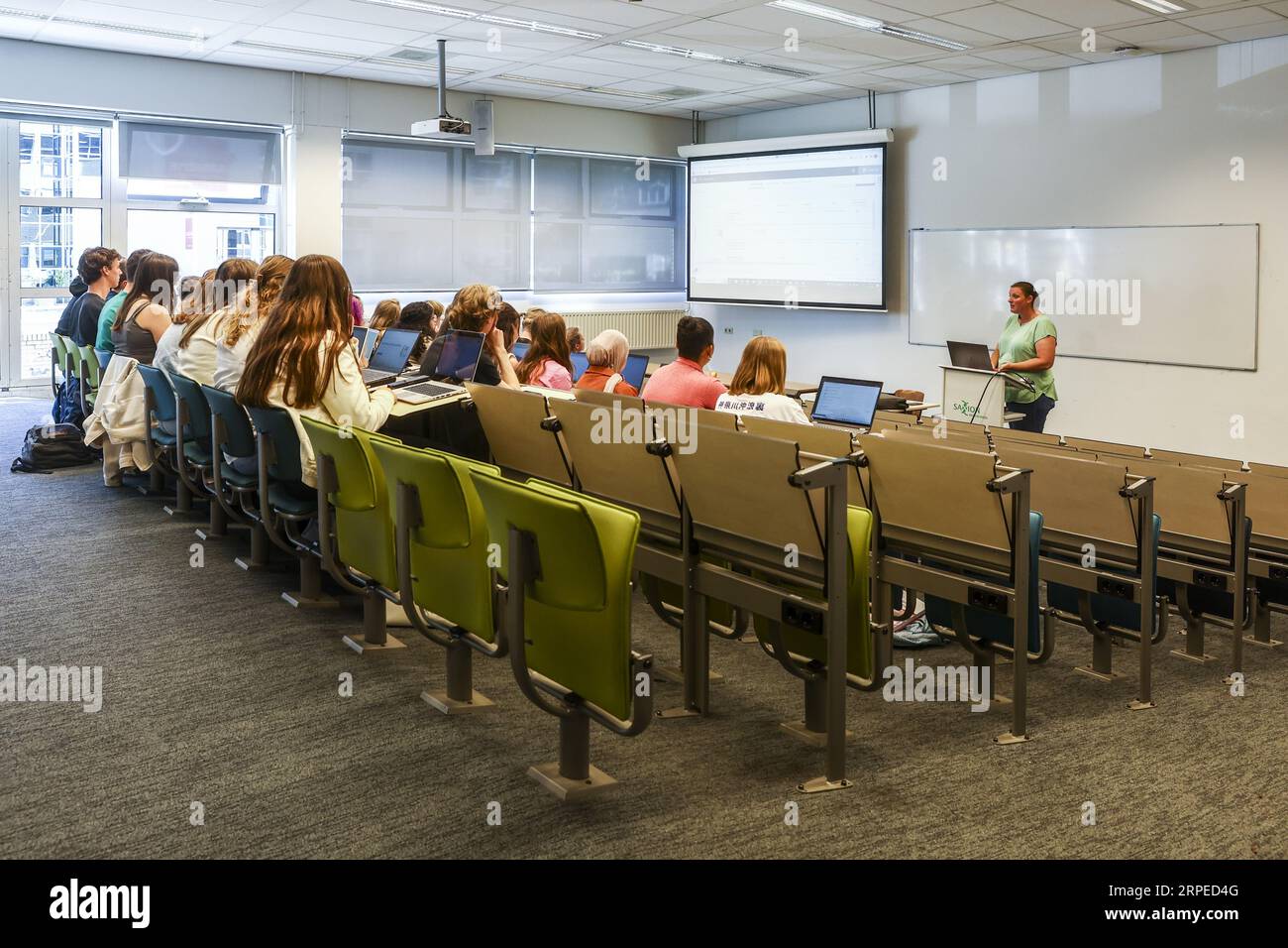 Large classroom students lecture hi-res stock photography and images ...