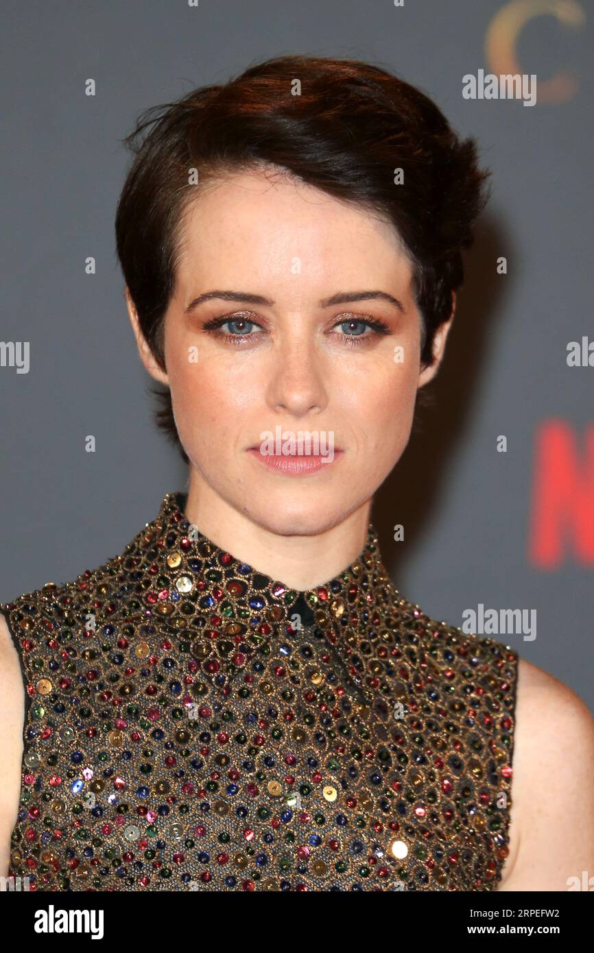 Claire Foy attends the World Premiere of season 2 of Netflix "The Crown ...