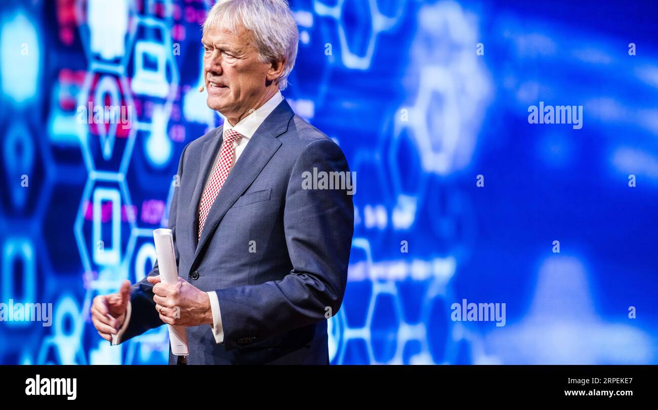 Peter wennink hi-res stock photography and images - Alamy