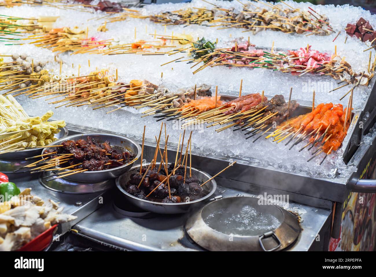 Malaysian food shop hi-res stock photography and images - Alamy