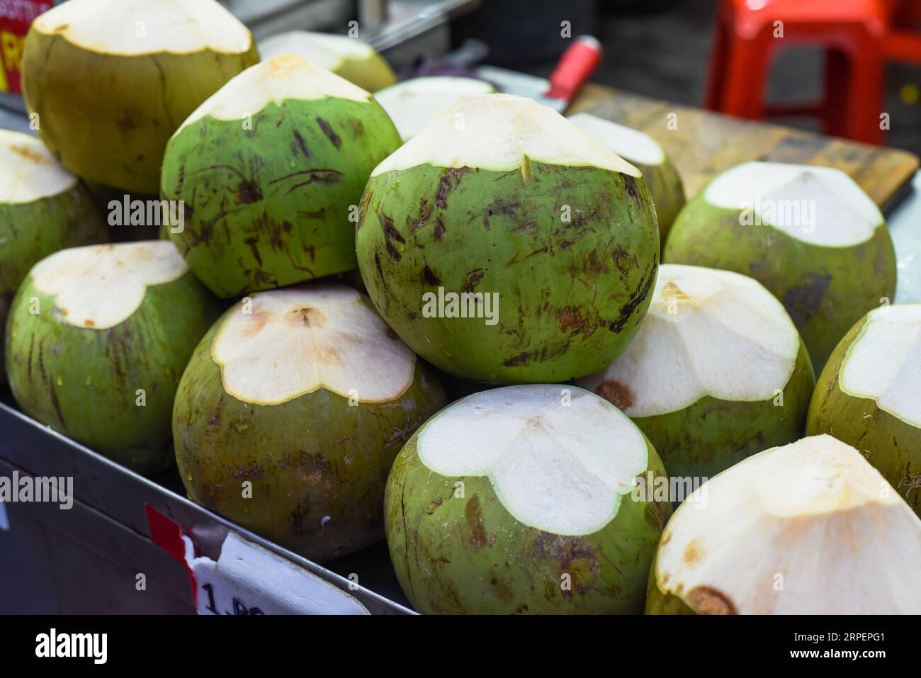 Coconut whole hi-res stock photography and images - Alamy
