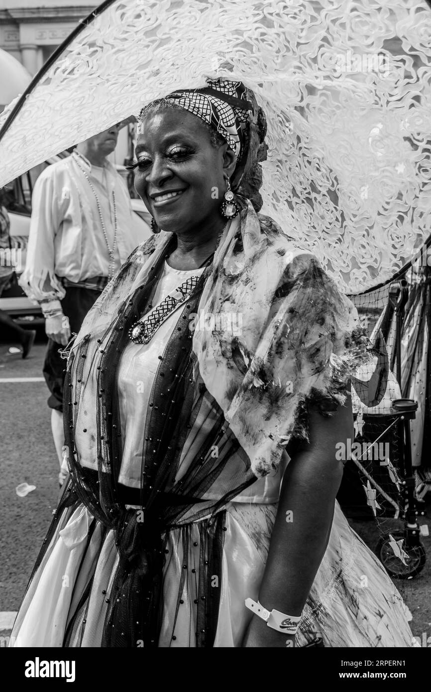 Street performers on day Black and White Stock Photos & Images - Alamy