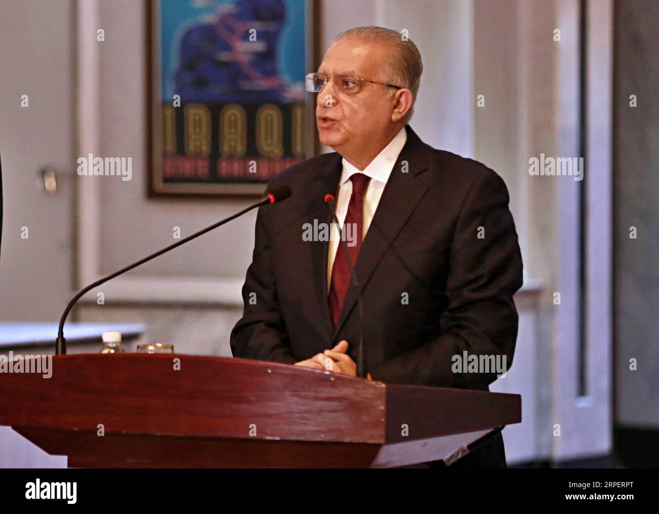 Arab chief hi-res stock photography and images - Alamy