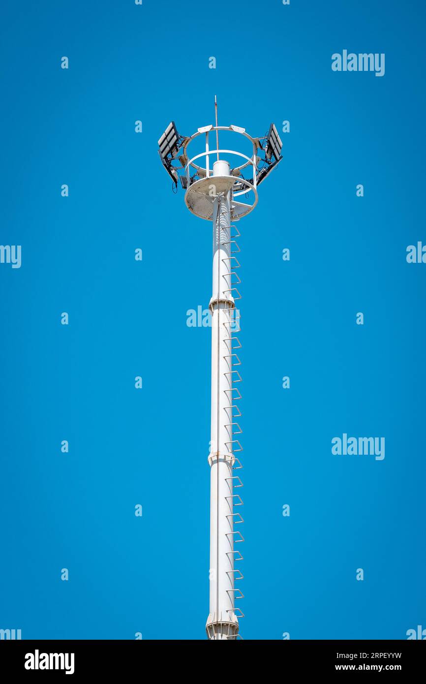 Electric light pole hi-res stock photography and images - Alamy
