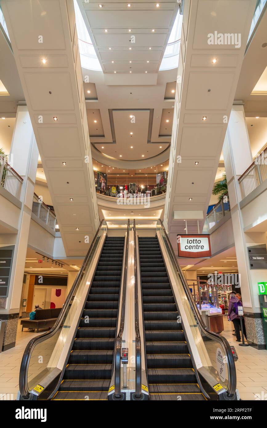 Victoria shopping center hi-res stock photography and images - Alamy