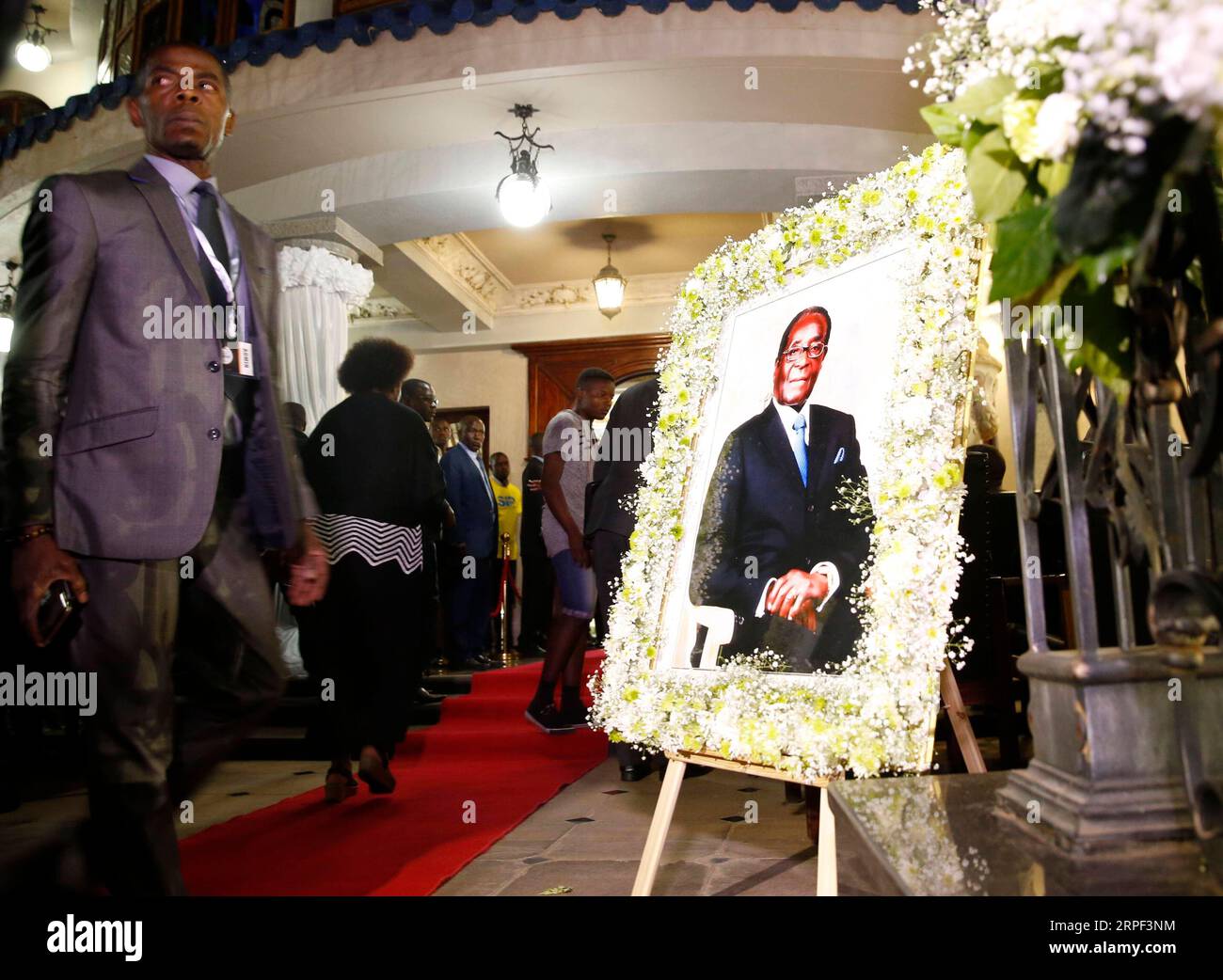 Robert mugabe portrait hi-res stock photography and images - Alamy