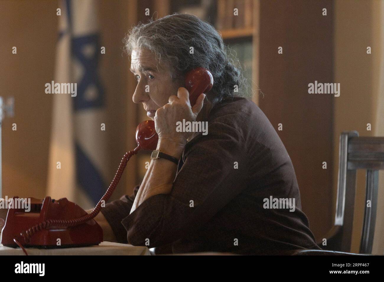 Golda helen mirren hi-res stock photography and images - Alamy