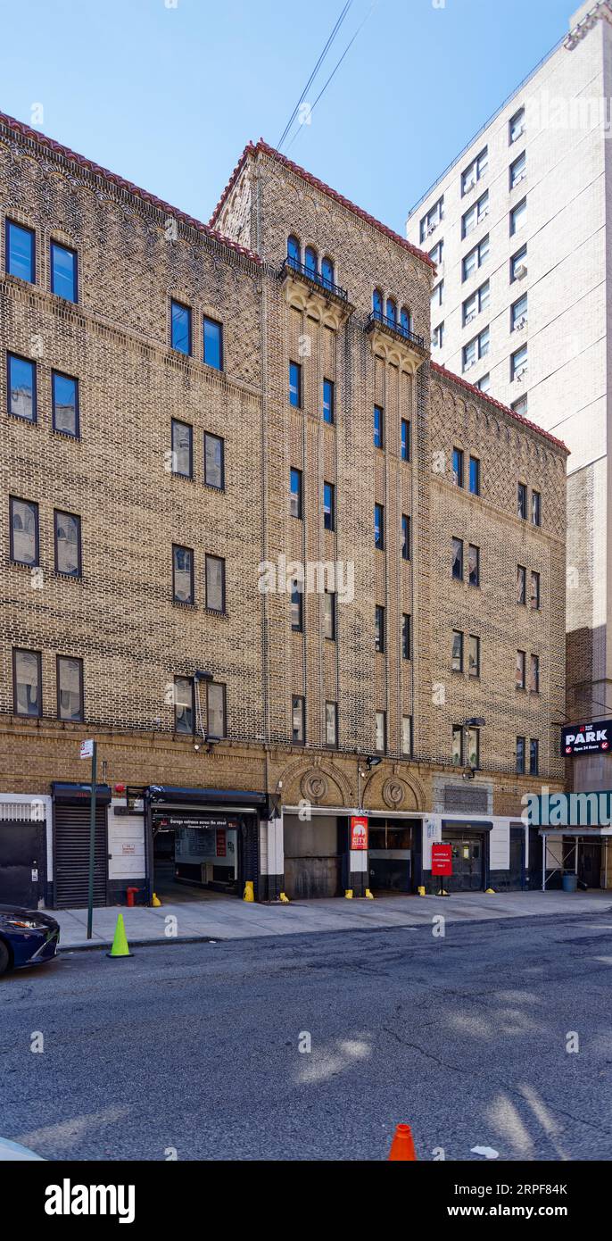 Upper West Side: Neo-Romanesque-styled brick-and-terra cotta parking ...
