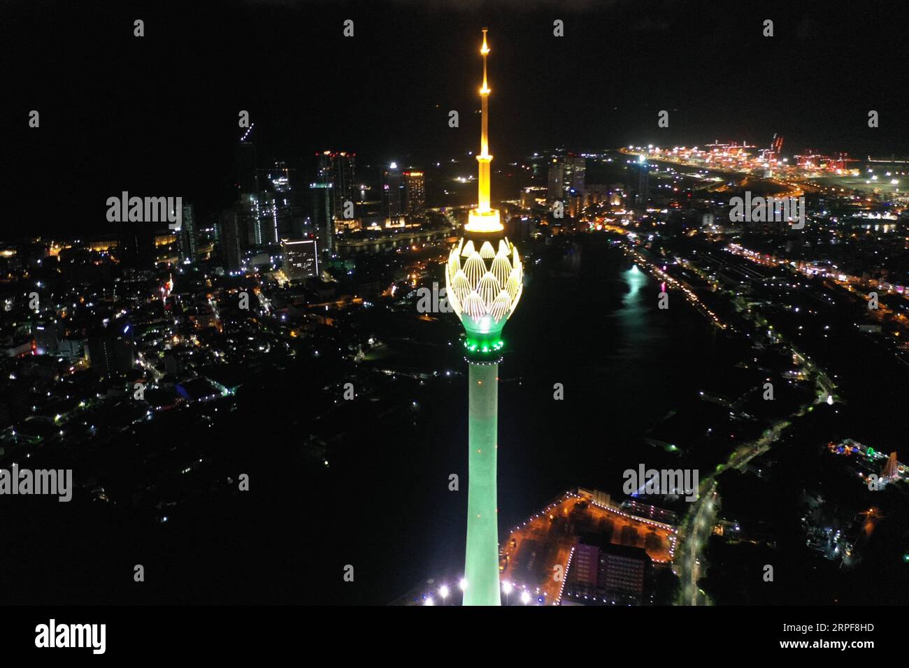 (190917) -- COLOMBO, Sept. 17, 2019 (Xinhua) -- Aerial photo taken on ...