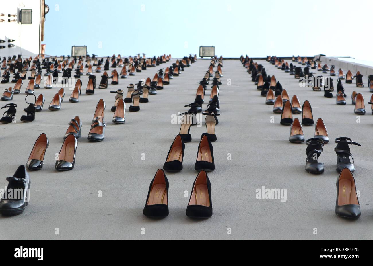 Black high hels hi-res stock photography and images - Alamy