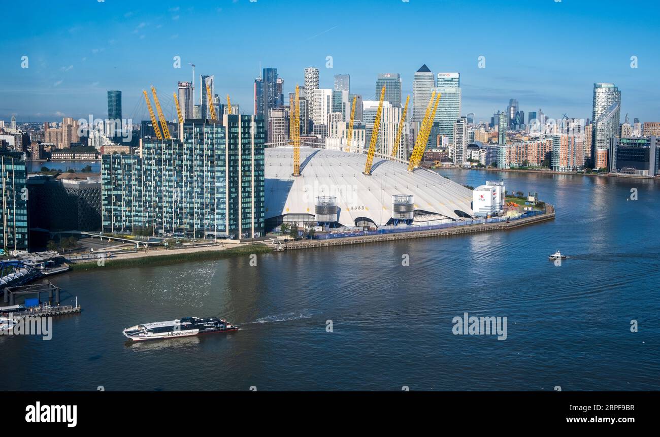 View of Greenwich Peninsula with O2 and skyline of London with ...