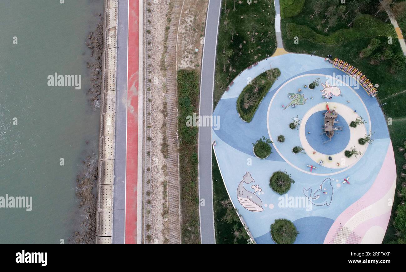 Bohai sea tianjin hi-res stock photography and images - Alamy