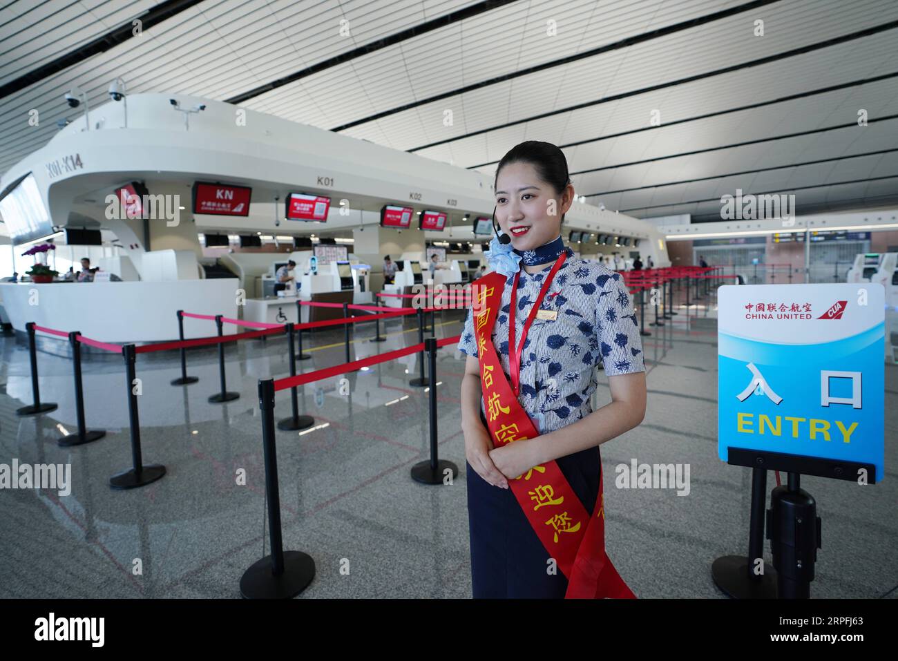 72 tonnes hi-res stock photography and images - Alamy