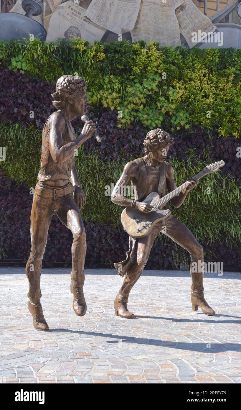 A Statue In Tribute To Sir Mick Jagger And Keith Richards Has Been
