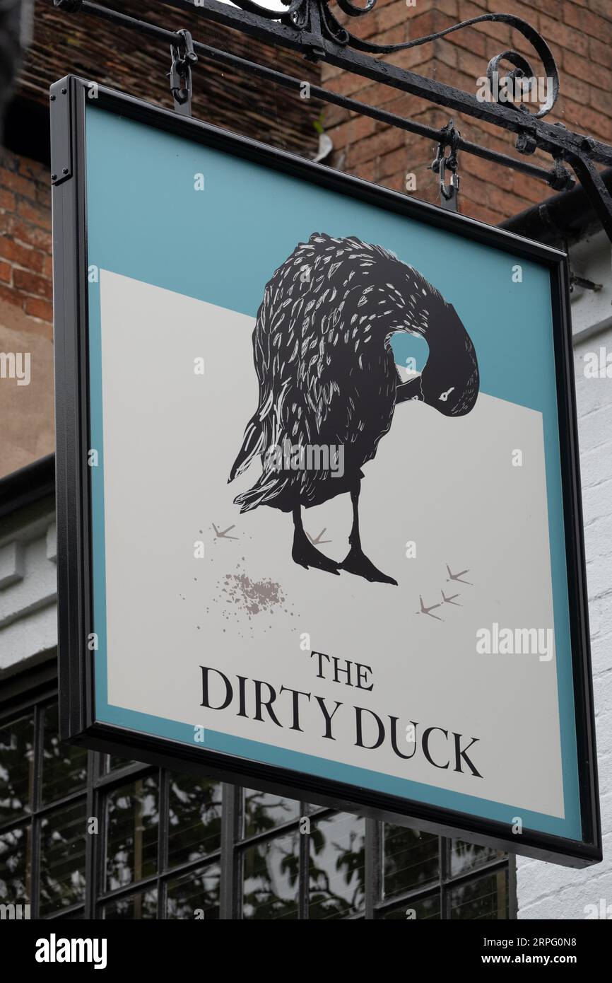 The Dirty Duck pub sign, Stratford-upon-Avon, Warwickshire, UK Stock ...