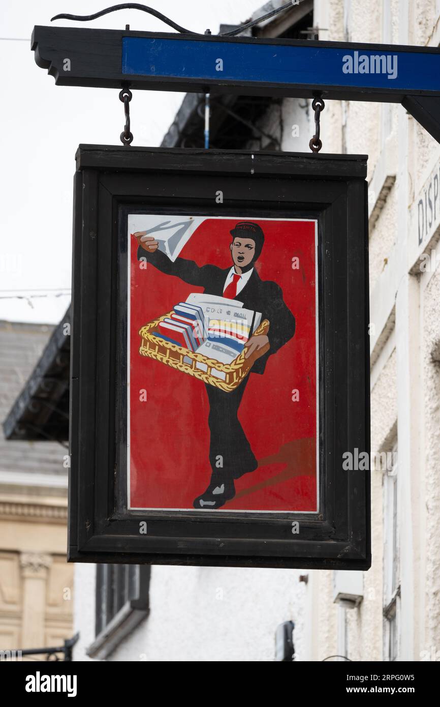 WH Smith shop sign, Stratford-upon-Avon, Warwickshire, UK Stock Photo ...