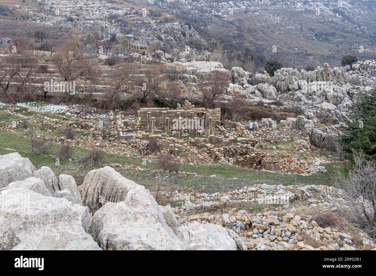 Roman formations hi-res stock photography and images - Alamy