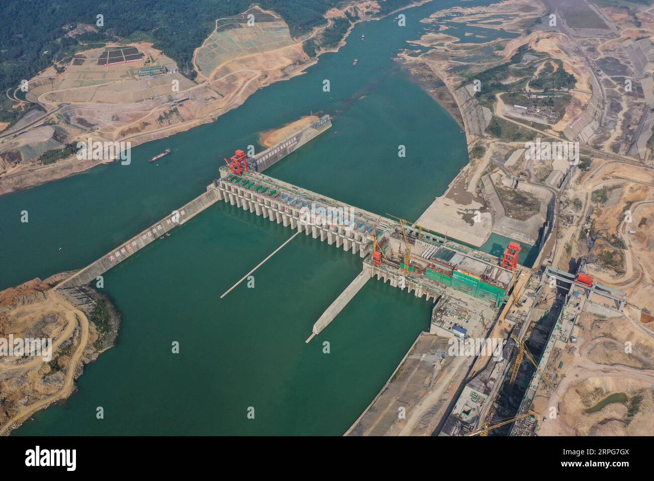 191006 -- GUIPING, Oct. 6, 2019 -- Aerial photo taken on Oct. 6, 2019 ...