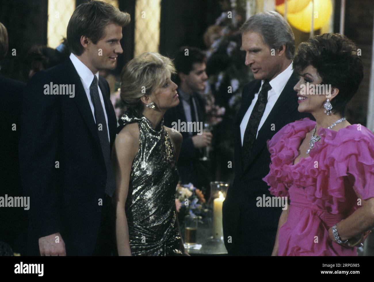 DYNASTY TV Series Joan Collins Linda Evans Stock Photo - Alamy