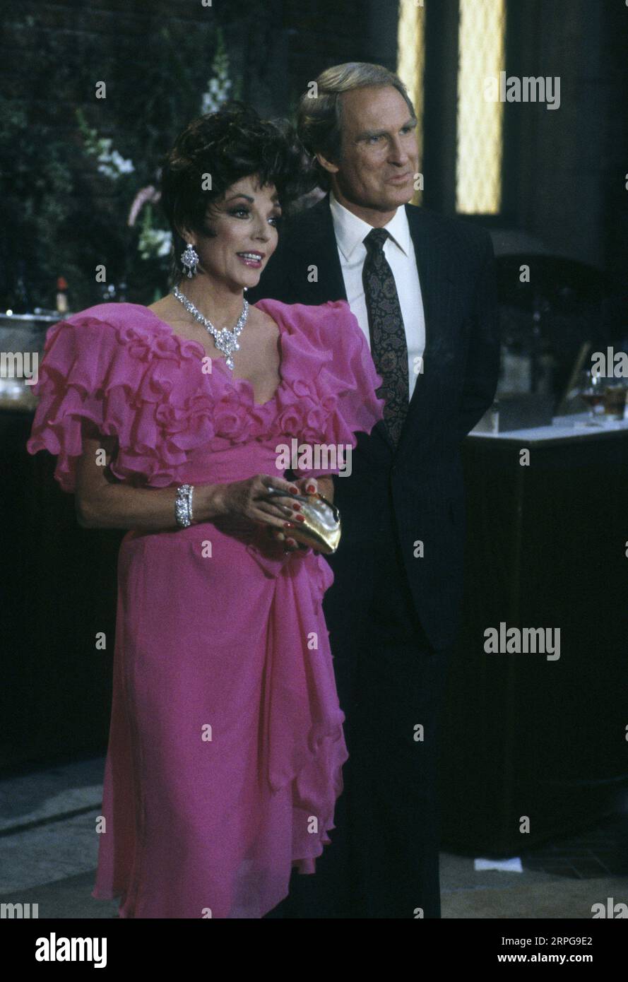 DYNASTY TV Series Joan Collins Linda Evans Stock Photo - Alamy