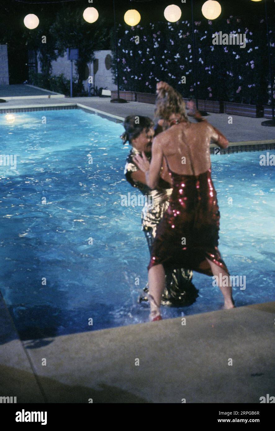 DYNASTY TV Series Joan Collins Linda Evans Stock Photo - Alamy