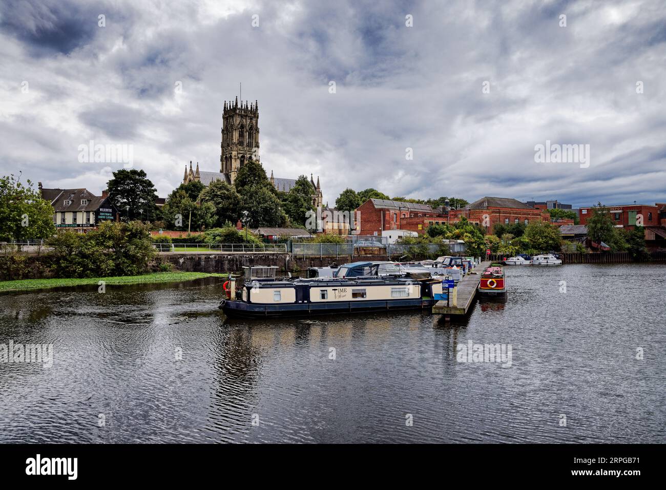 Doncaster canal hi-res stock photography and images - Alamy