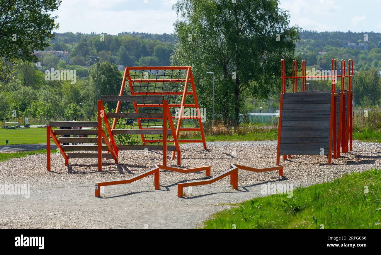 Obstacles garden course hi-res stock photography and images - Alamy