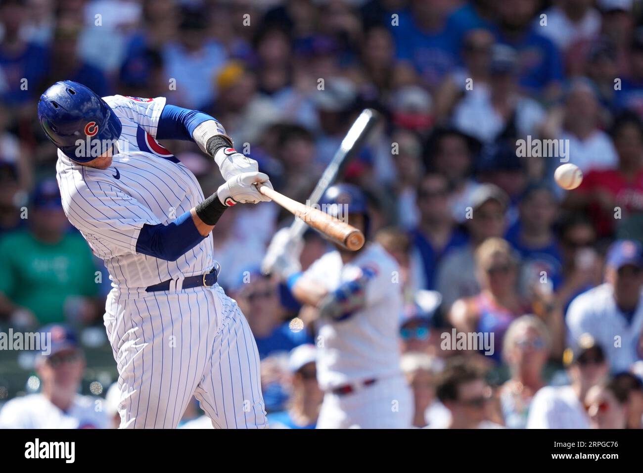 Chicago Cubs' Yan Gomes hits an RBI single off San Francisco Giants ...